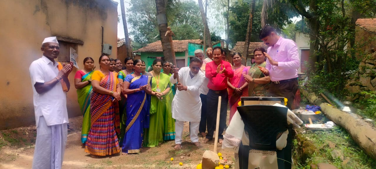 ವಾತ್ಸಲ್ಯ ಮನೆ ನಿರ್ಮಾಣಕ್ಕೆ ಗುದ್ದಲಿ ಪೂಜೆ - Karunada Kanda
