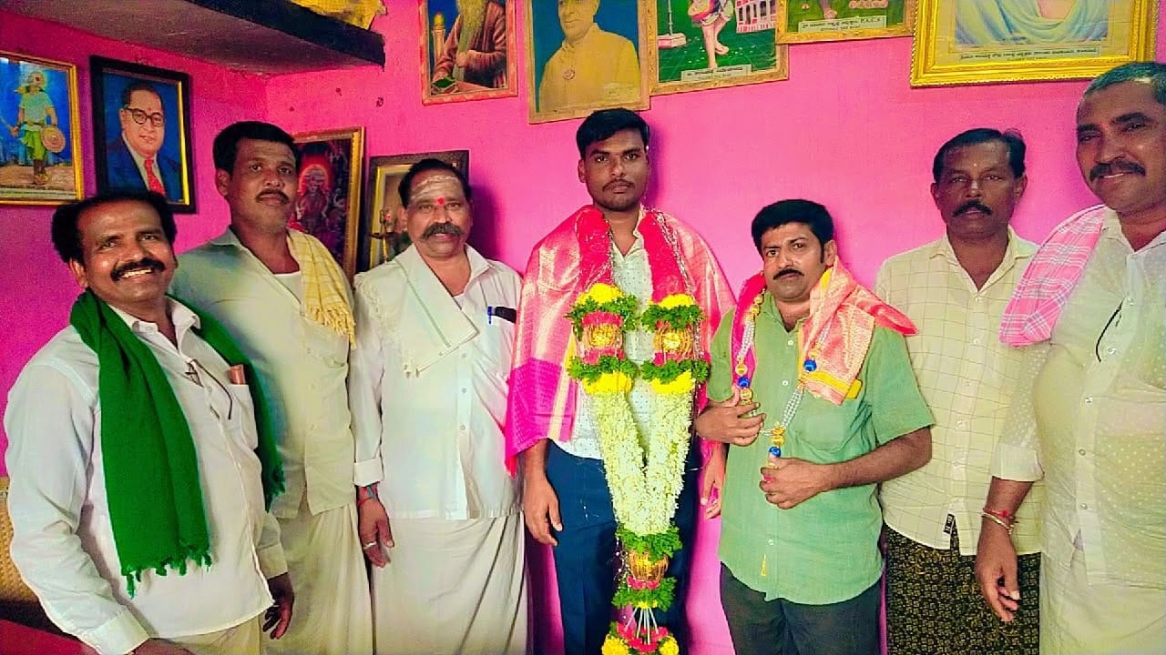 ಸೊಸೈಟಿಯ ಪ್ರಭಾರಿ ಮುಖ್ಯಕಾರ್ಯನಿರ್ವಾಹಕ ಅಧಿಕಾರಿಯಾಗಿ ಗೌಡ್ರು ಲಿಂಗನಗೌಡ ಅಧಿಕಾರ ...