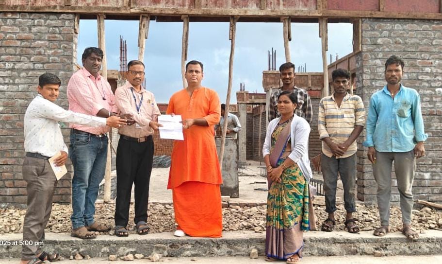ಧರ್ಮಸ್ಥಳ ಯೋಜನೆಯಿಂದ ದೇವಾಲಯ ಅಭಿವೃದ್ಧಿಗೆ ₹ 2 ಲಕ್ಷ ದೇಣಿಗೆ - Karunada Kanda